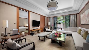 Suite, 1 quarto (Private Hot Spring) | Minibar, cofre no quarto, secretária