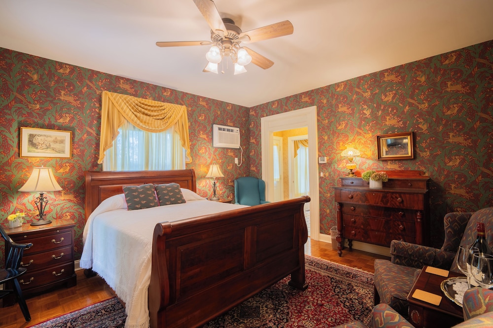 Winstead Inn - Cape Cod, MA