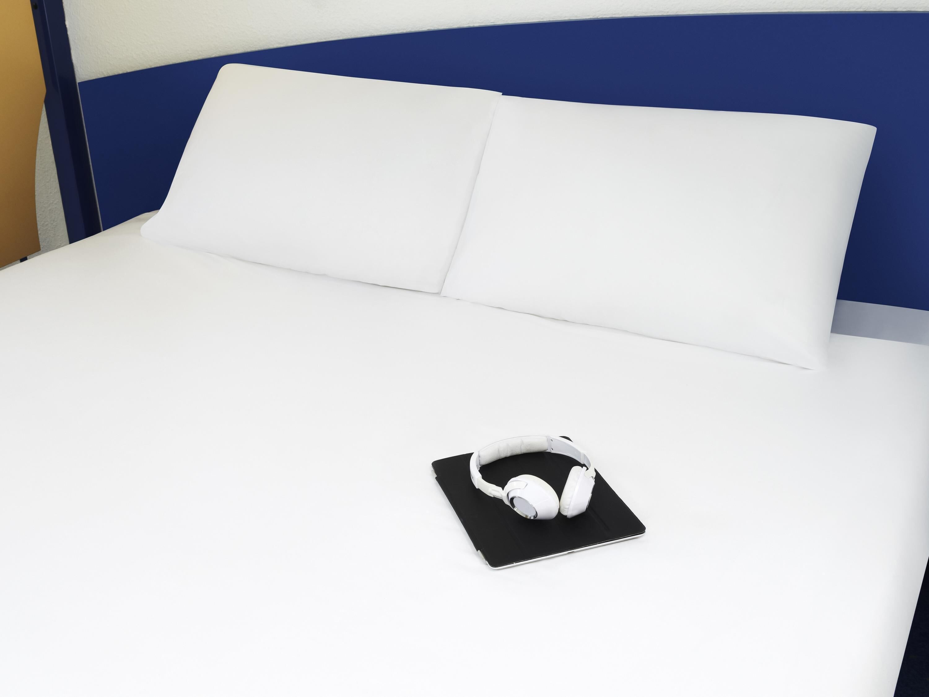 Cofre no quarto, secretária, Wi-fi grátis, roupa de cama fornecida 