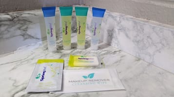 Com decoração personalizada, com mobília individualizada, secretária