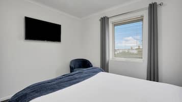 Apartamento família, 3 quartos (Free Wi-Fi & Parking) | 1 quarto, roupas de cama premium, camas com colchões pillow-top