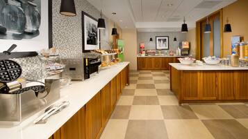 Pequeno-almoço tipo buffet diário incluído