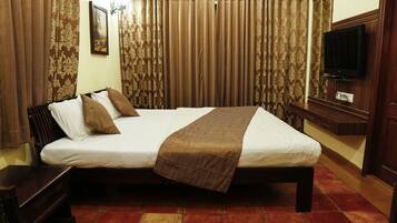 Frigobar, cofres nos quartos, quartos à prova de som