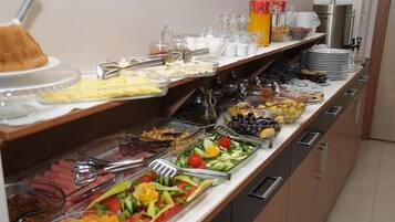 Pequeno-almoço tipo buffet diário incluído