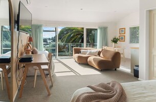 Estúdio, vista para o mar | Cortinas blackout, ferros/tábuas de passar roupa, Wi-Fi de cortesia