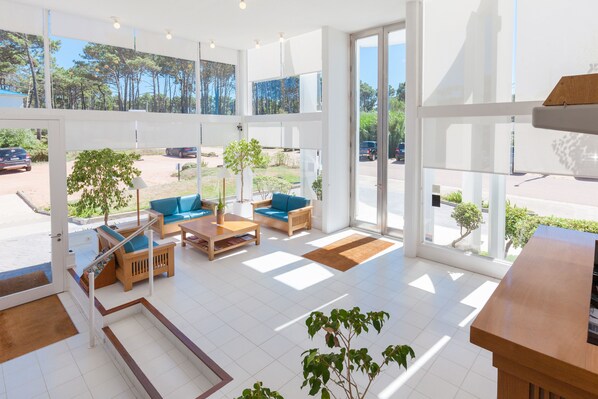 Check-in e check-out automático