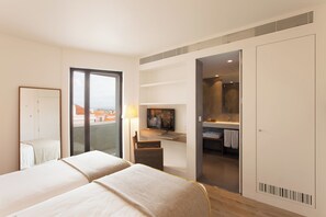 Alfama Superior Room | Roupas de cama de algodão egípcio, frigobar, cofres nos quartos