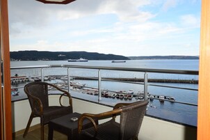 Deluxe Double Room Sea View | 1 quarto, minibar, cofre com capacidade para portátil, secretária 