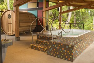 Banheira de hidromassagem exterior