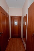 Quarto Twin | Secretária, cortinas/cortinados opacos, quartos insonorizados 