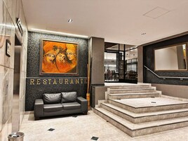 Entrada (vista interior)