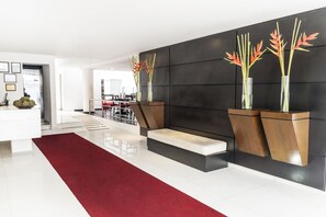 Entrada (vista interior)