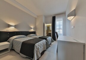 Quarto Duplo ou Twin, não fumadores, varanda