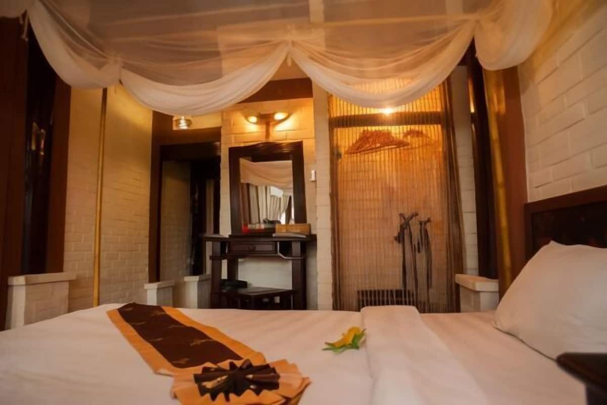 1 quarto, minibar, secretária, ferro/tábua de engomar 