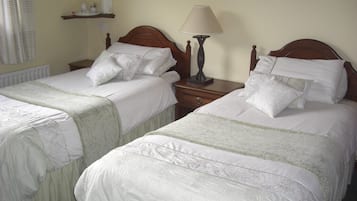 Double Single Ensuite | Wi-fi grátis, roupa de cama fornecida