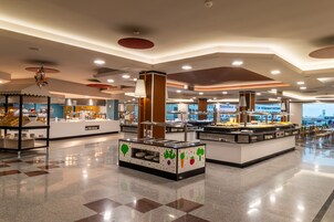 5 restaurantes, café da manhã, culinária internacional