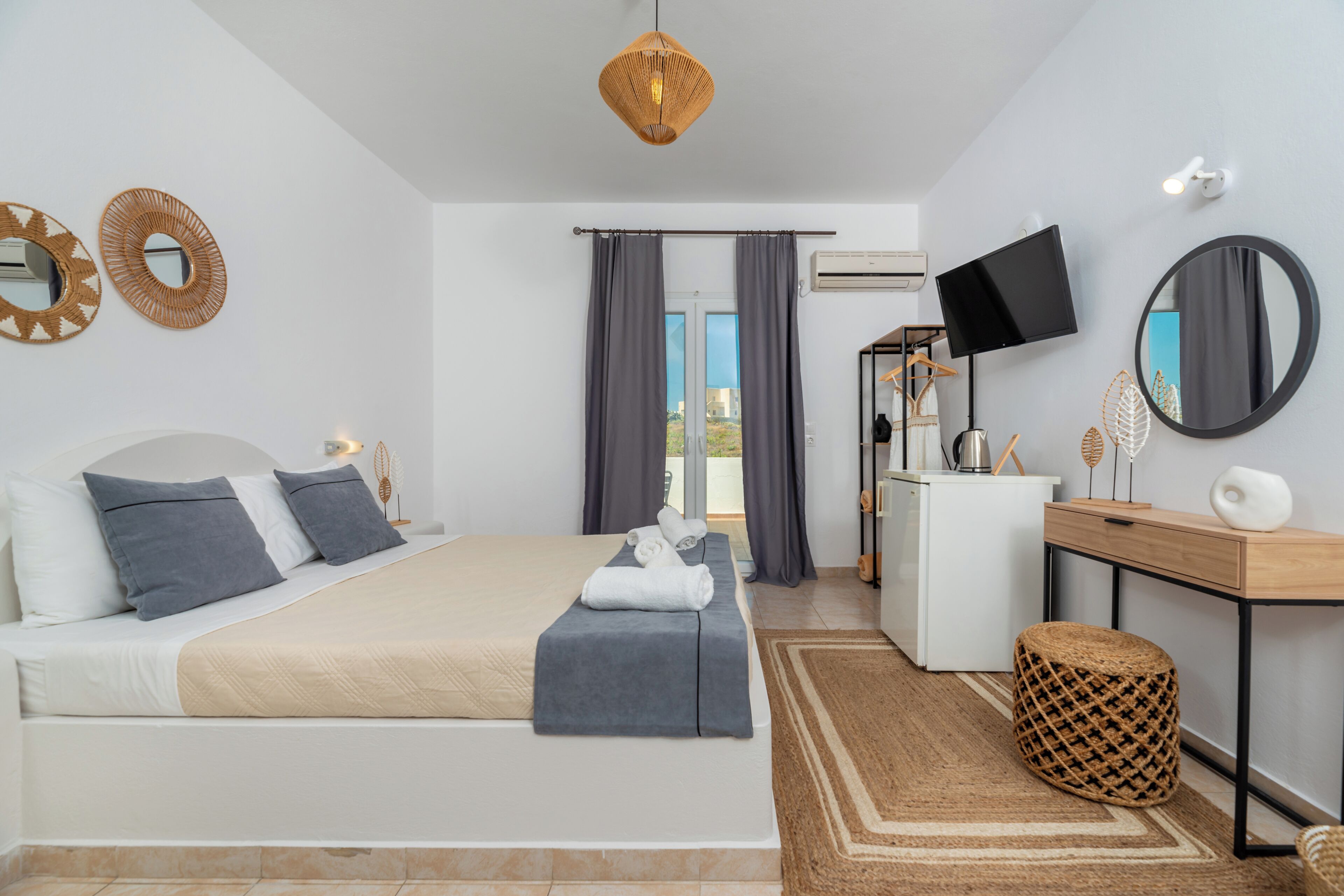 Quarto Duplo ou Twin | Secretária, cortinas/cortinados opacos 