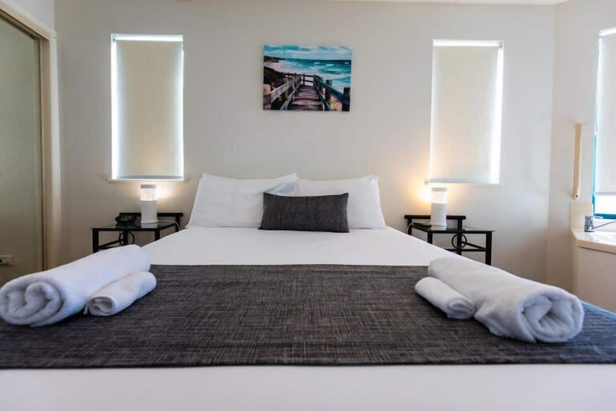 Apartamento, 1 quarto, Vista para a cidade | Ferro/tábua de engomar, Wi-fi grátis, roupa de cama fornecida 
