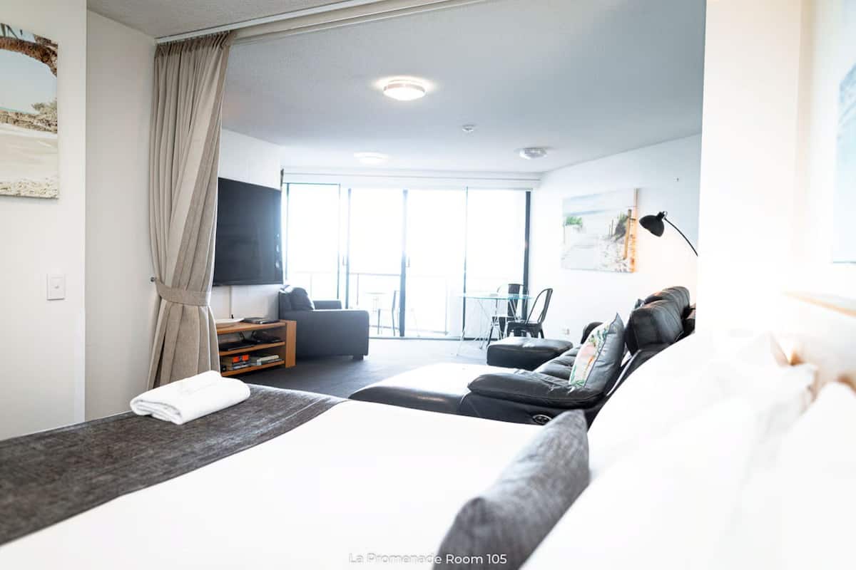 Apartamento Executivo | Ferro/tábua de engomar, Wi-fi grátis, roupa de cama fornecida 