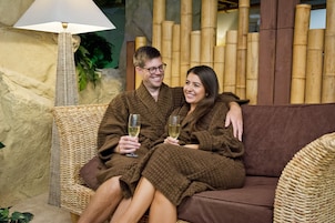 Sauna, banheira de hidromassagem, banho turco, tratamentos corporais 