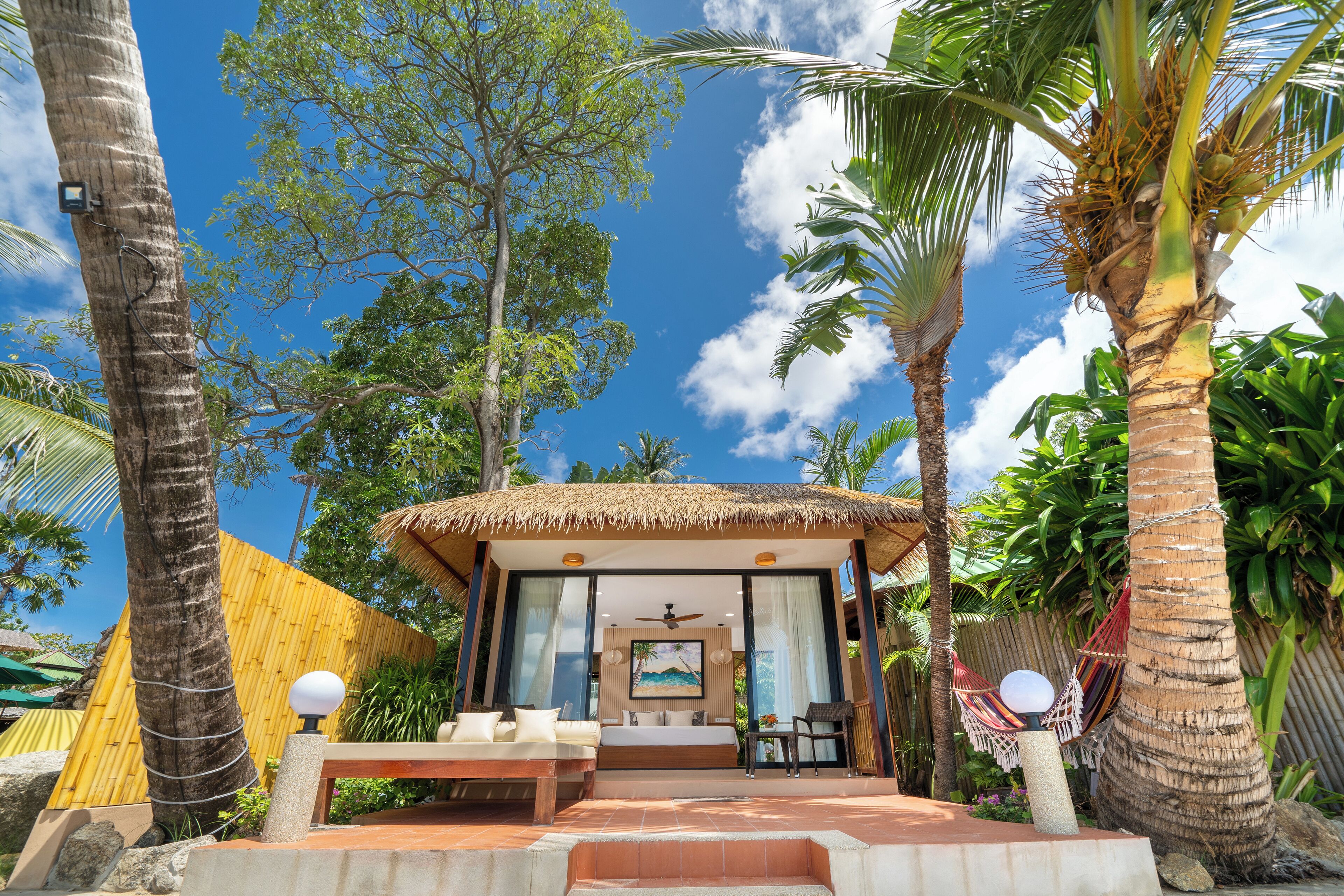 Quarto Premier, vista para o mar, em frente à praia | Terraço/pátio interior