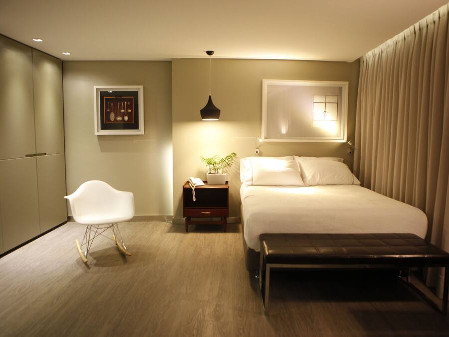 Quarto Júnior | Minibar, cofre no quarto, secretária, quartos insonorizados