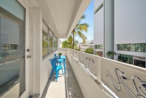 Estúdio Premium, 1 cama queen-size e sofá-cama, varanda | Vista da varanda