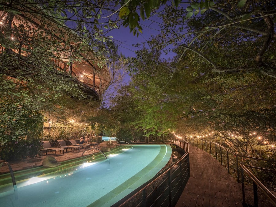 3 piscinas exteriores