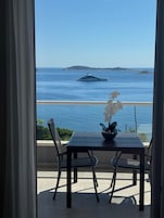 Estúdio Deluxe, acesso à piscina, vista para o mar | Wi-fi grátis, roupa de cama fornecida 