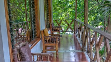 Quarto triplo panorâmico | Terraço/pátio