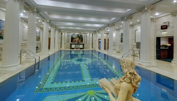 Piscina interior
