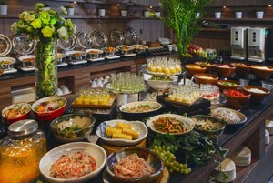 Café da manhã com buffet todos os dias mediante uma taxa