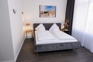 Quarto Duplo Comfort | Secretária, quartos insonorizados, ferro/tábua de engomar, Wi-fi grátis 