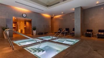 Sauna, banheira de hidromassagem, banho turco, tratamentos corporais