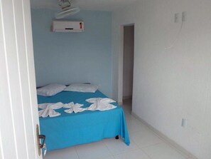 Superior Compacto | Minibar, ferro/tábua de engomar, Wi-fi grátis, roupa de cama fornecida 