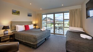 Estúdio, vista para a montanha | Ferro/tábua de engomar, berços/camas para crianças, Wi-fi grátis 