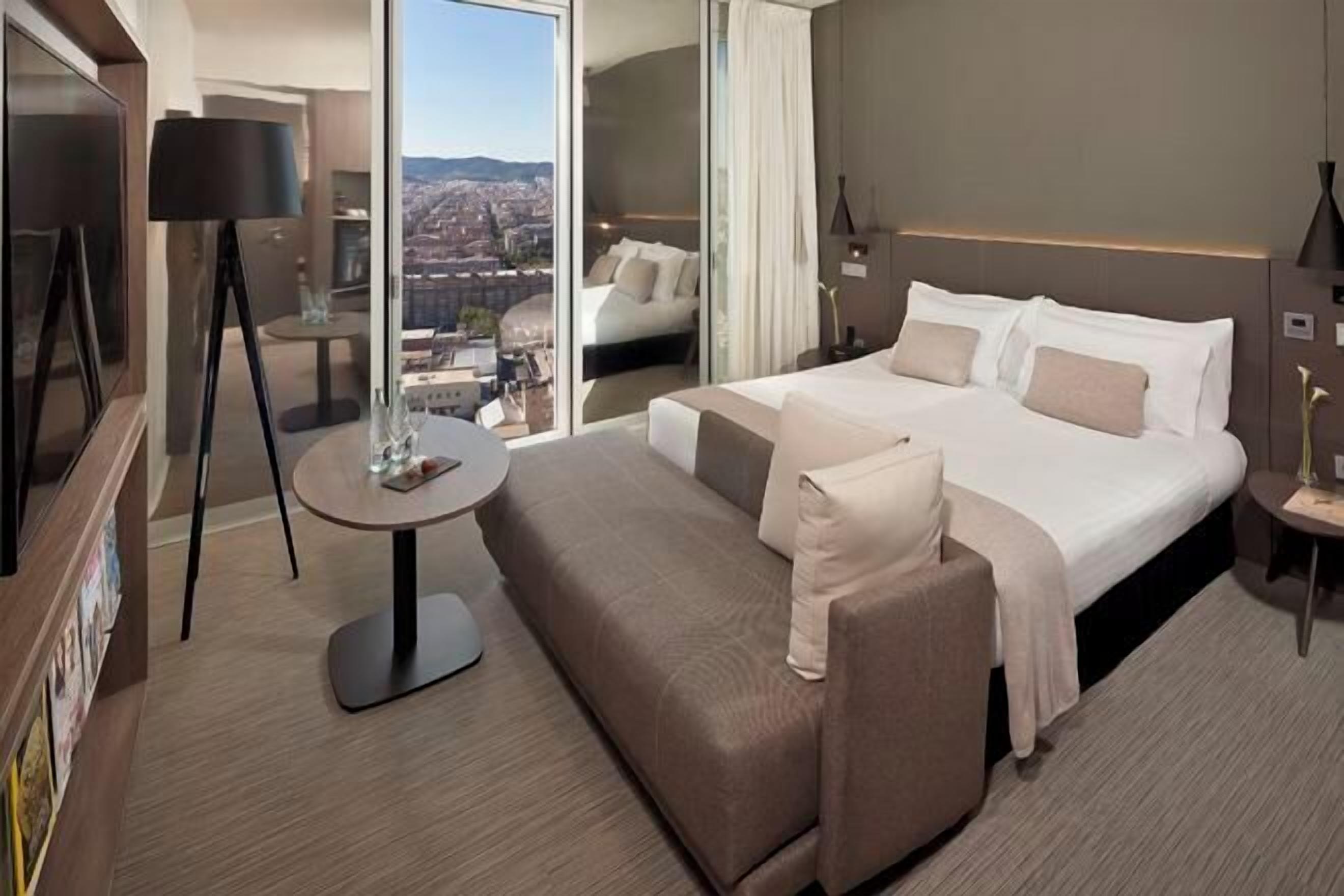 1 quarto, roupa de alta qualidade, edredões de penas, minibar 