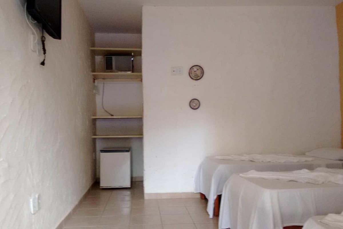 Quarto Standard | Minibar, cofre no quarto, cortinas/cortinados opacos, Wi-fi grátis