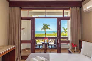 Quarto Luxo vista mar | 1 quarto, frigobar, cofres nos quartos, cortinas blackout