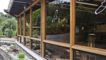 Fachada da propriedade