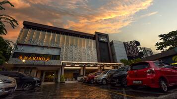 Televisor LCD de 32 polegadas com canais por cabo, televisor