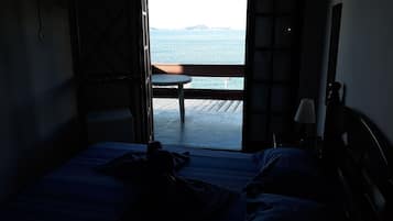 Quarto, vista para o mar | Varanda