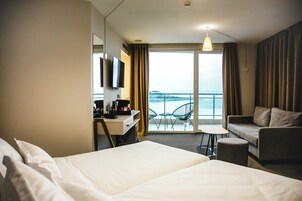 Quarto Familiar, varanda, vista para o mar | Lençóis de algodão egípcio, roupa de alta qualidade 