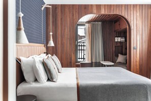 Quarto | Cofre no quarto, secretária, cortinas/cortinados opacos 