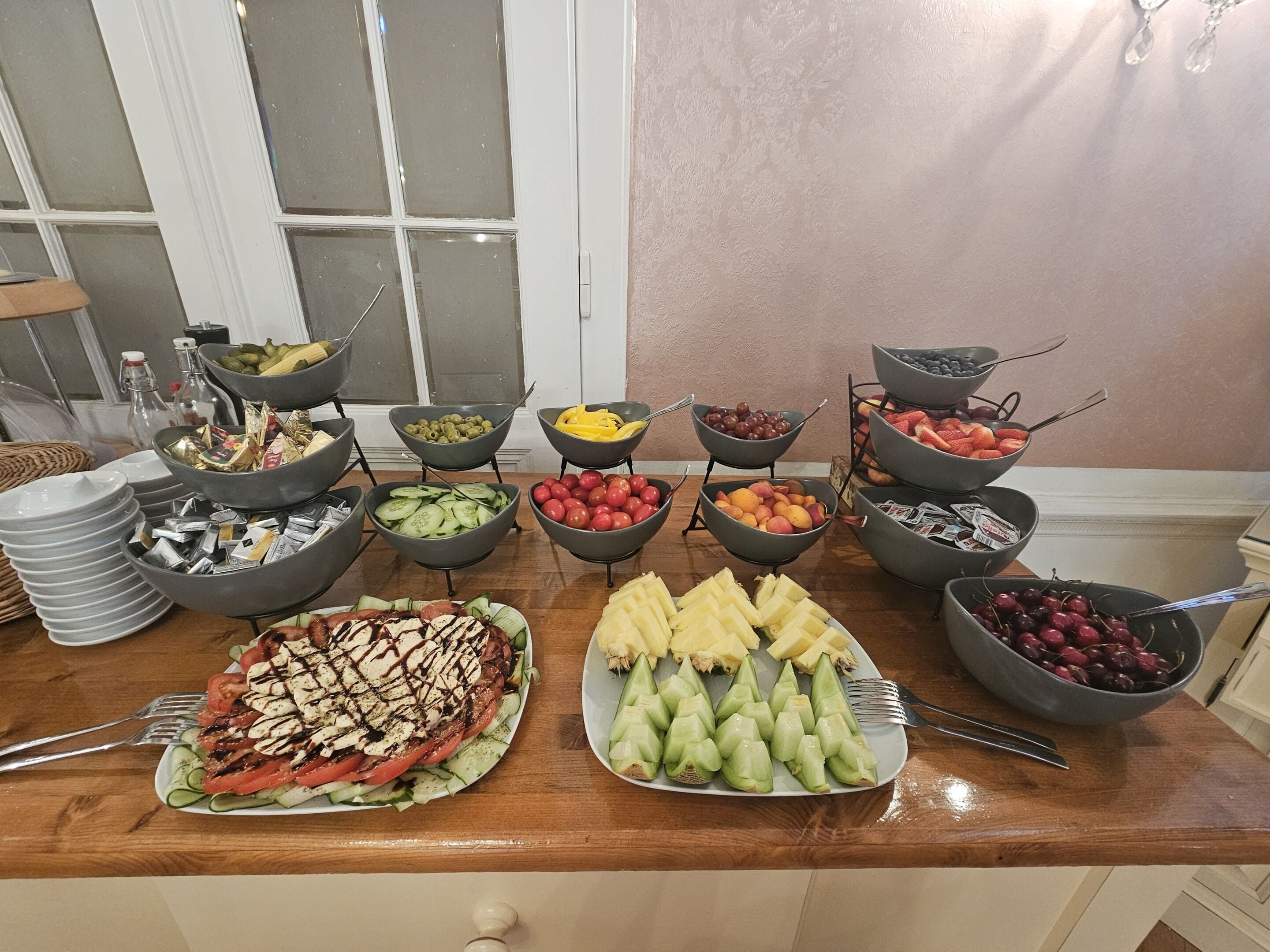 Quarto solteiro standard, acessível | Café da manhã | Café da manhã com buffet todos os dias mediante uma taxa