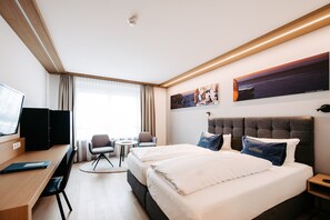 Quarto Duplo Deluxe, 1 cama de casal, não fumadores | Roupa de alta qualidade, edredões de penas, minibar 