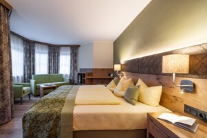 Quarto Duplo Superior, varanda (Alpenblumen) | Cofre no quarto, Wi-fi grátis, roupa de cama fornecida