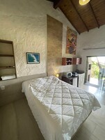 Estúdio básico | Wi-Fi de cortesia, roupa de cama