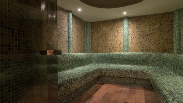 Sauna, banheira de hidromassagem, banho turco, massagens