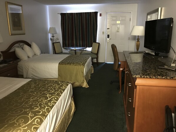 Magic Castle Inn and Suites en Orlando, , FL: hoteles en Orlando ...
